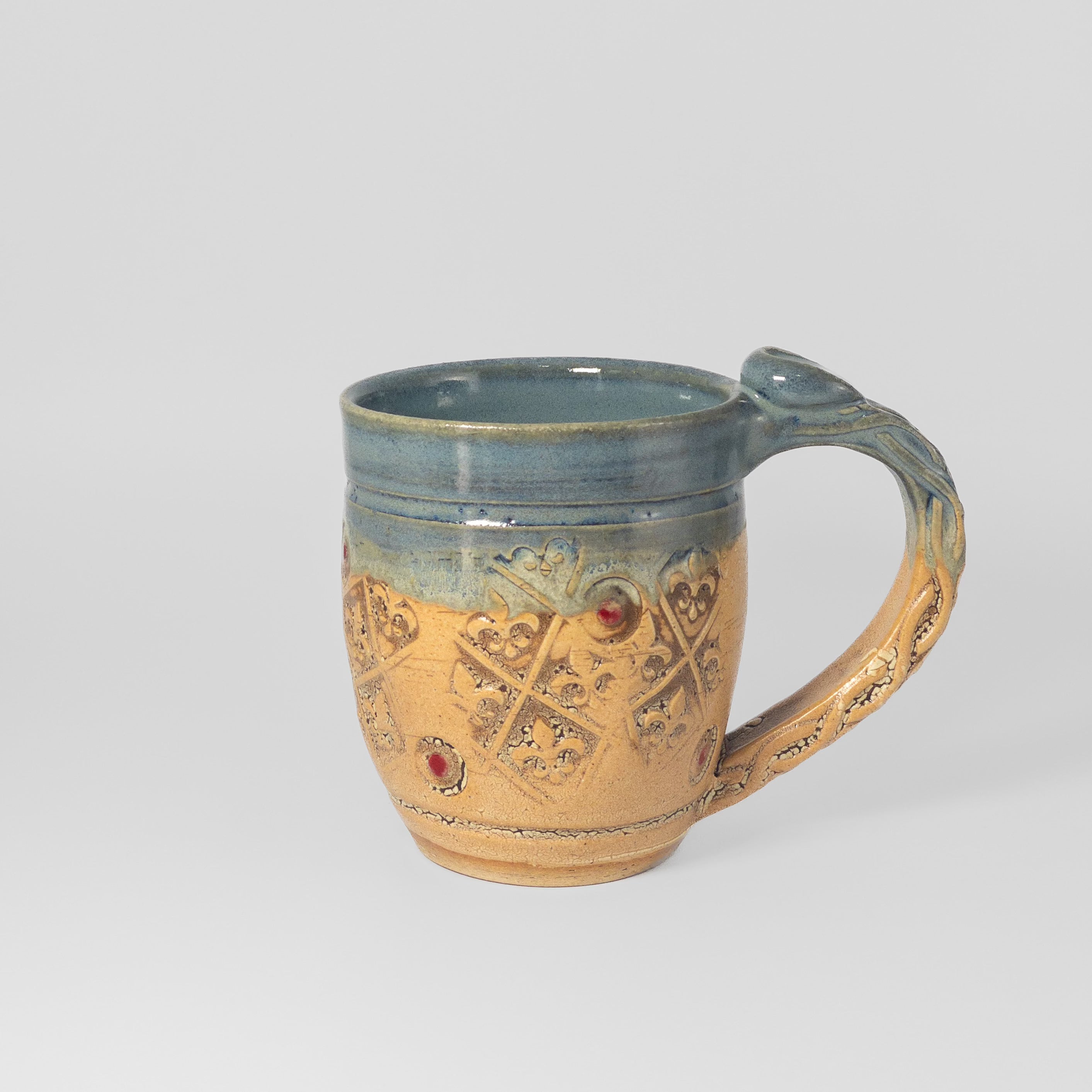 Tim Isaac Pottery – The Artisan District