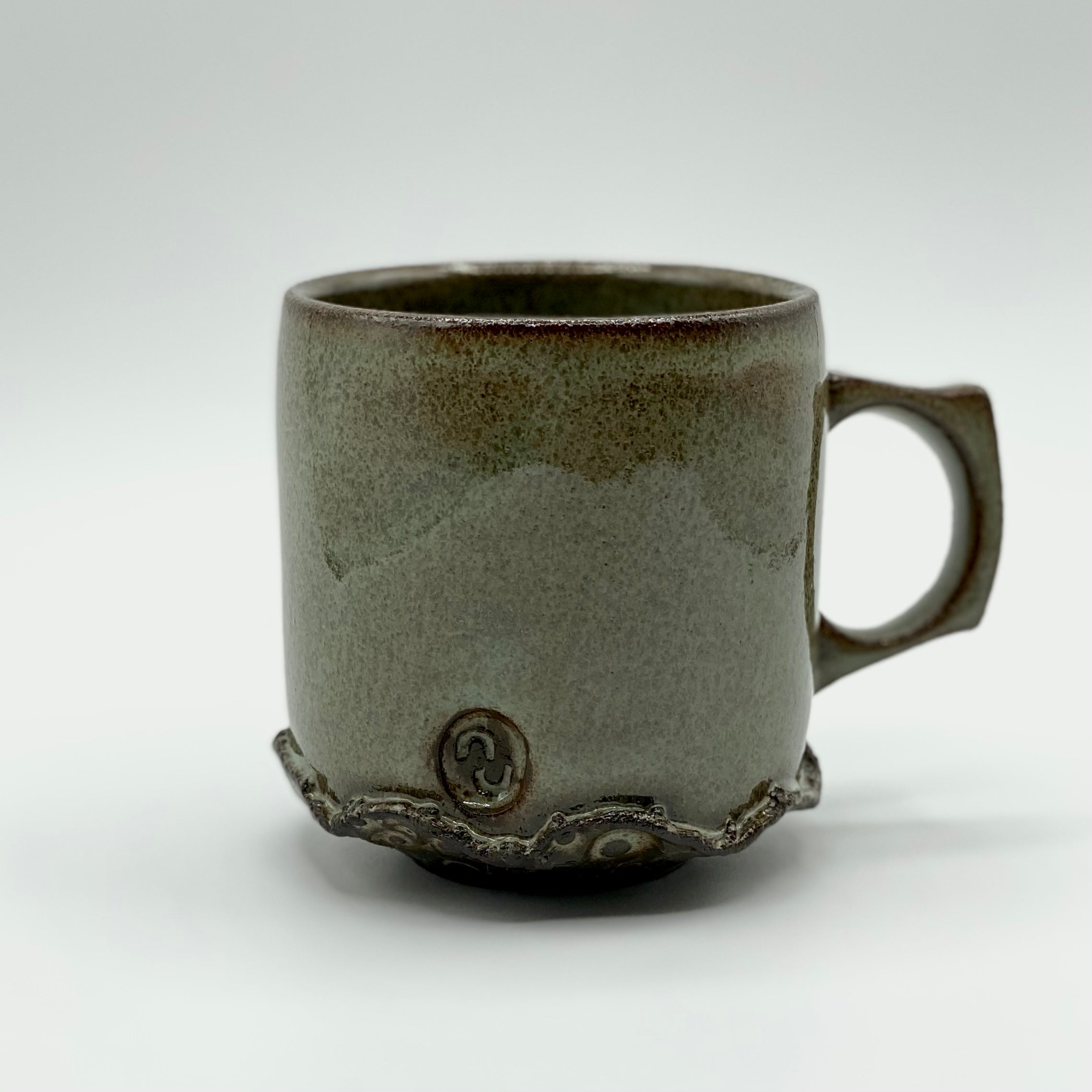 Mug in Crocodile Green by Nu Ceramics – The Artisan District